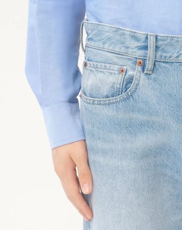 Valentino Garavani Straight Leg Jeans With Logo Patch - Denim