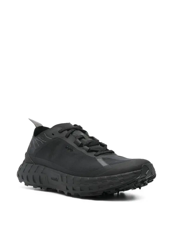 NORDA Trail Low-top Sneakers