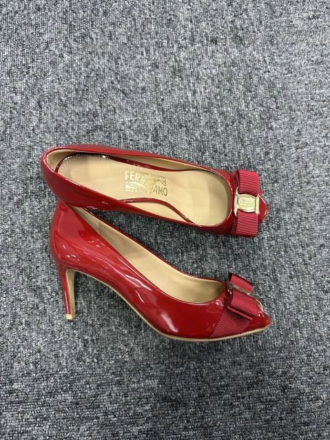 FERRAGAMO High Heel Pumps With Bow Detail