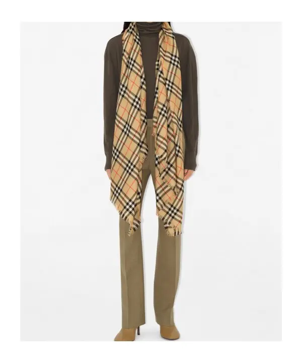 Burberry Checked Fringed Scarf