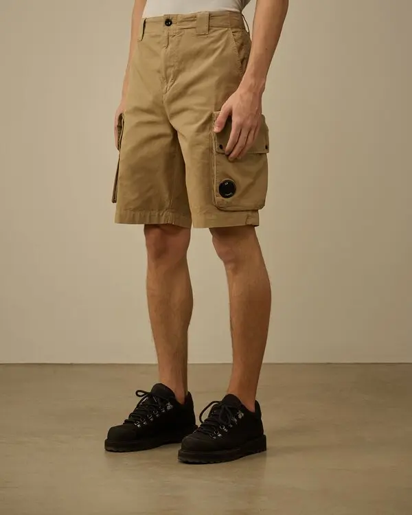 C.P. COMPANY Lens Detail Cargo Shorts - Beige