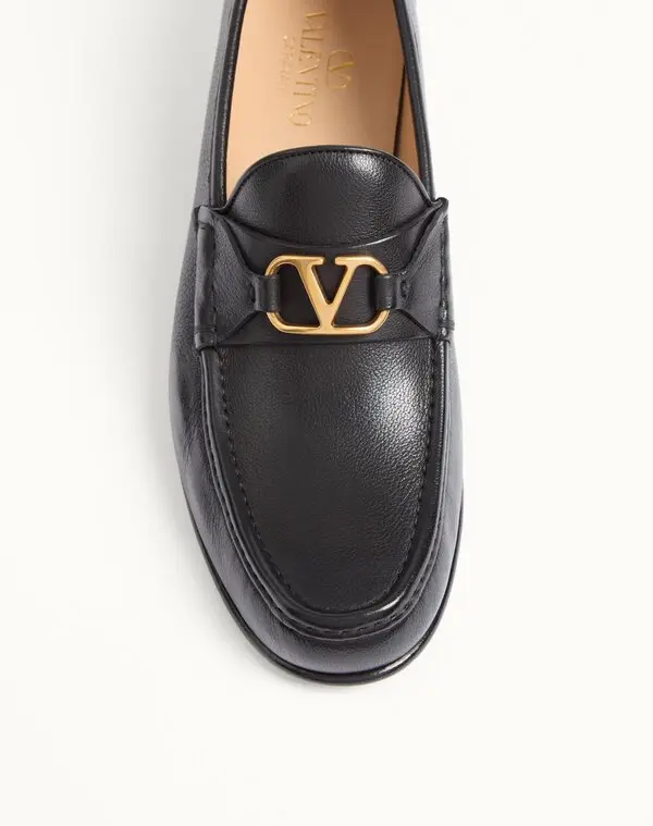 Valentino Garavani Vlogo Signature Slip-on Loafers - Black