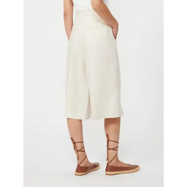 Max Mara Pleated Bermuda Shorts - White