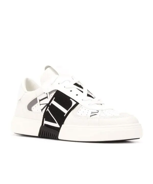 Valentino Garavani Vltn Round Toe Lace-up Sneakers