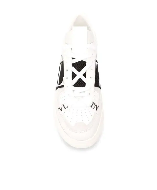 Valentino Garavani Vltn Round Toe Lace-up Sneakers