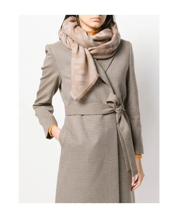 Fendi Ff Jacquard Frayed-edge Scarf - Brown