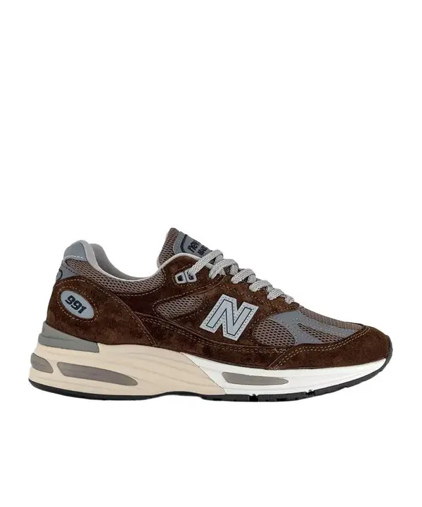 NEW BALANCE 991v2 Sneakers - Brown