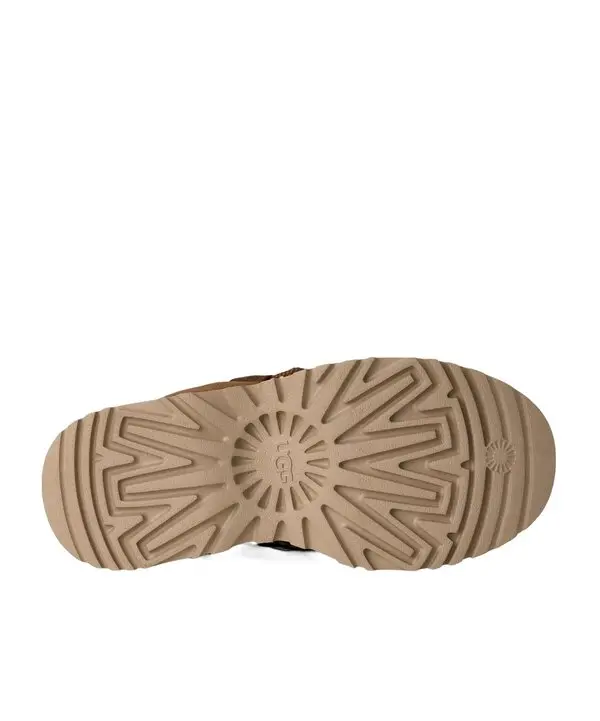 UGG Astromel Logo Debossed Lace-up Sneakers - Chestnut