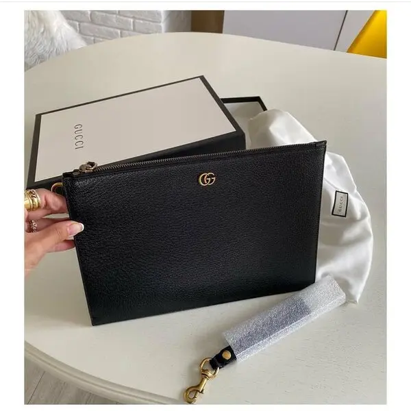 Gucci Gg Marmont Leather Pouch