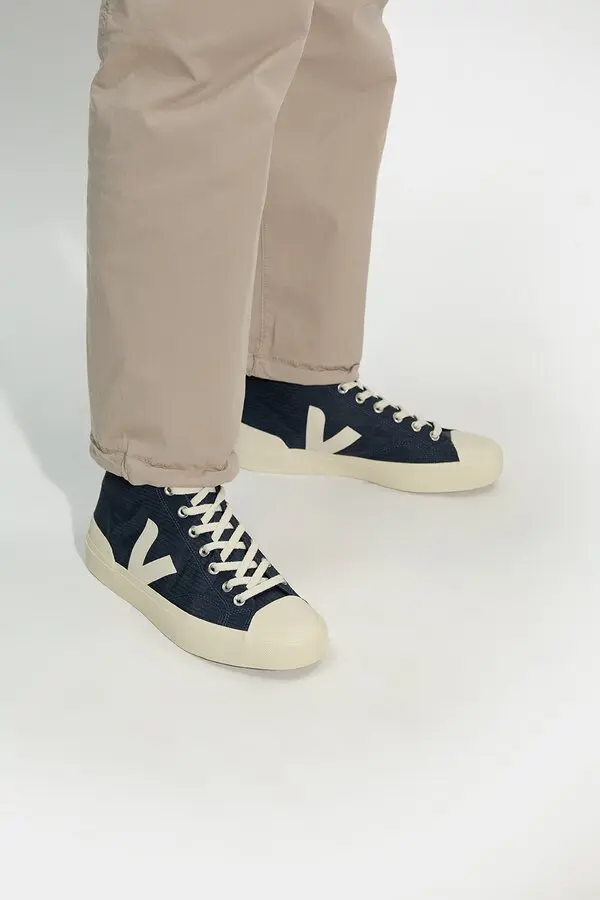 VEJA High Top Sneakers With Logo Detailing - Black