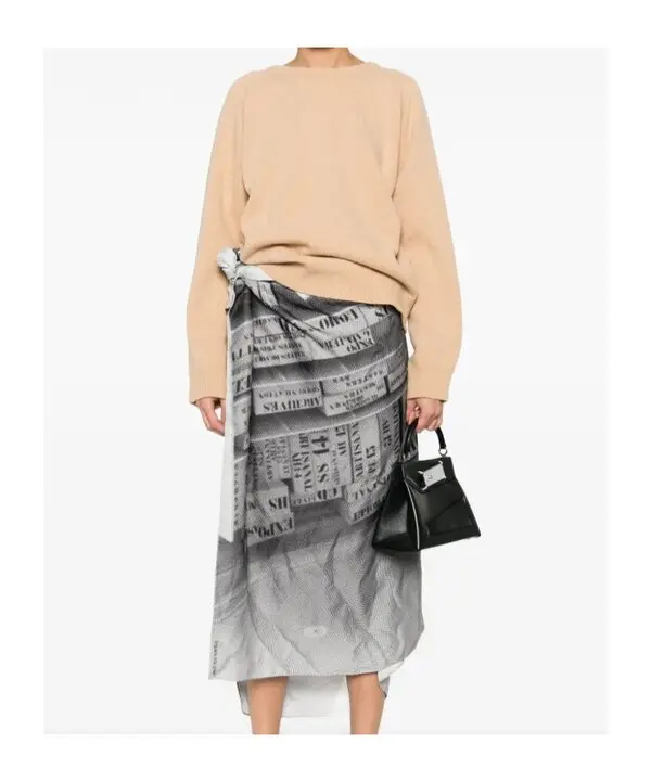 MAISON MARGIELA Long Sleeve V-neck Knit Top - Beige