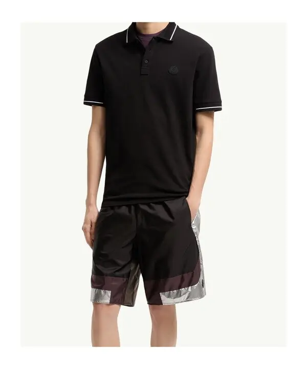 Moncler Logo Patch Short-sleeved Polo Shirt - Black