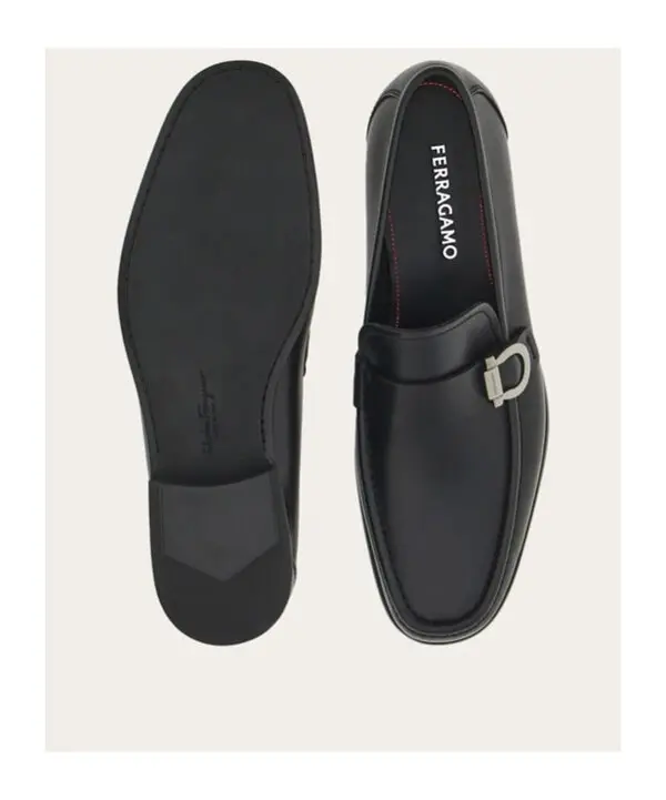FERRAGAMO Gancini Plaque Slip-on Loafers - Black