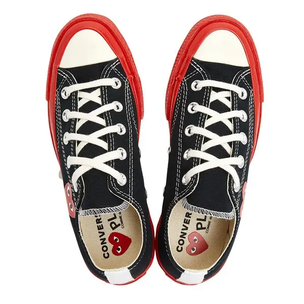 Comme Des Garçons Round Toe Sneakers - Red