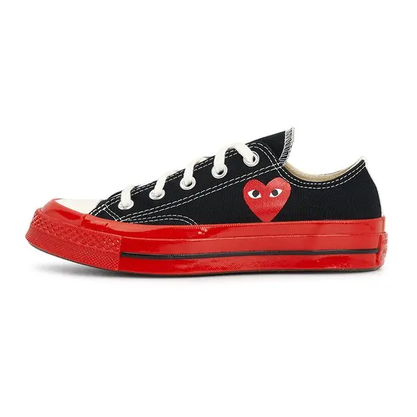 Comme Des Garçons Round Toe Sneakers - Red