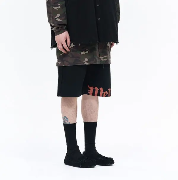 We11Done Bermuda Shorts With Logo Detail
