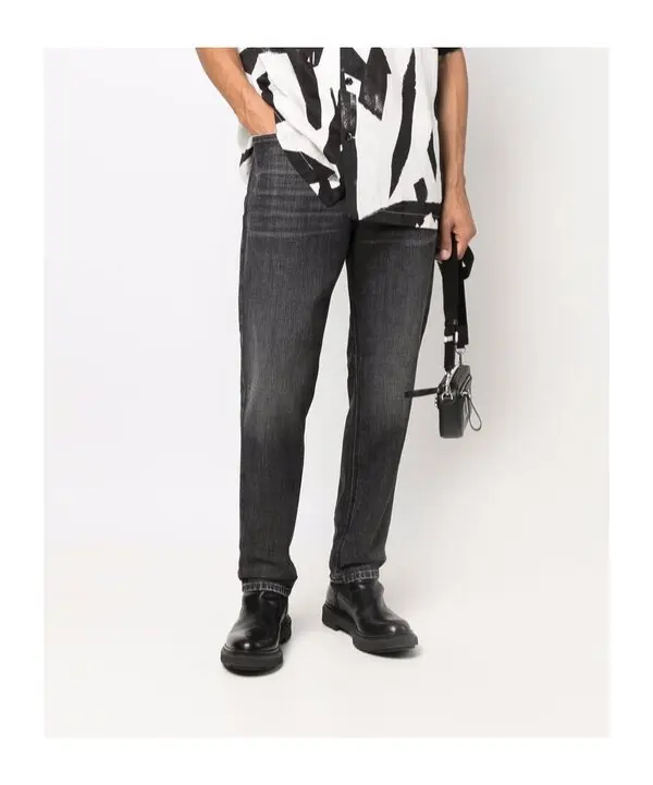 DIESEL® 2005 D-fining Mid-rise Tapered Jeans