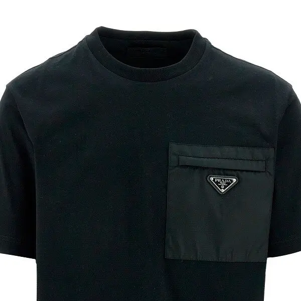 Prada Logo Patch Pocket T-shirt - Black