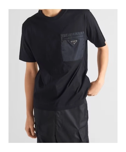 Prada Logo Patch Pocket T-shirt - Black