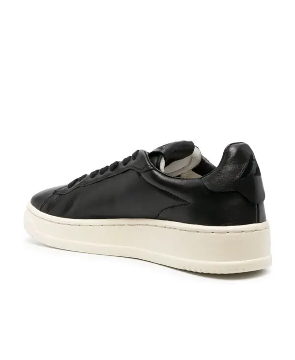 AUTRY Medalist Lace-up Leather Sneakers