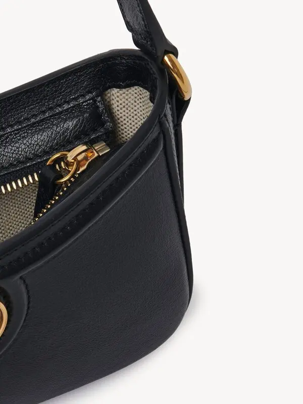 Chloé Horse Medal Shoulder Bag - White