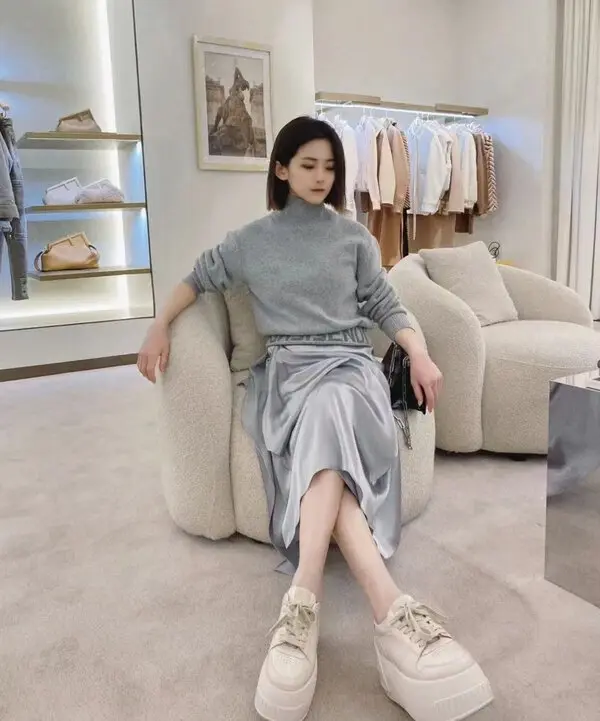 Fendi Long-sleeved Knitted Pullover