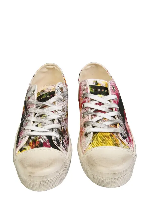 Givenchy Jean Michel Low Top Sneakers - Nude