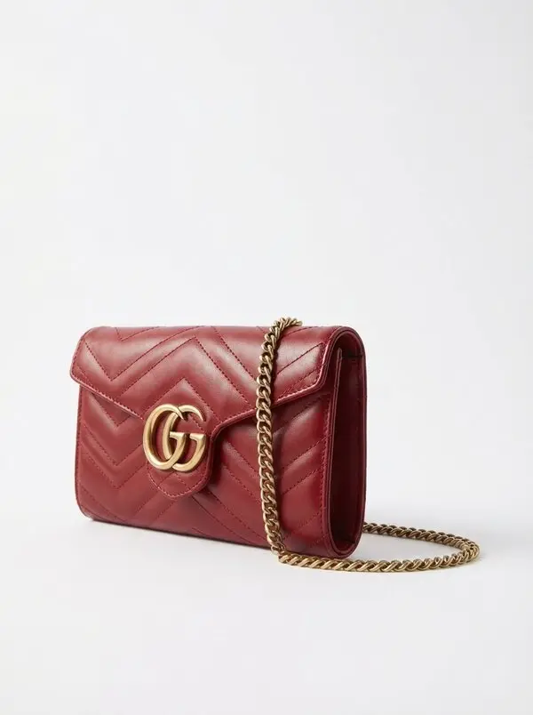 Gucci Logo Plaque Quilted Clutch Bag - Red