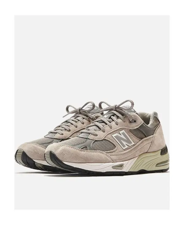 NEW BALANCE 991 Low-top Sneakers - Nude