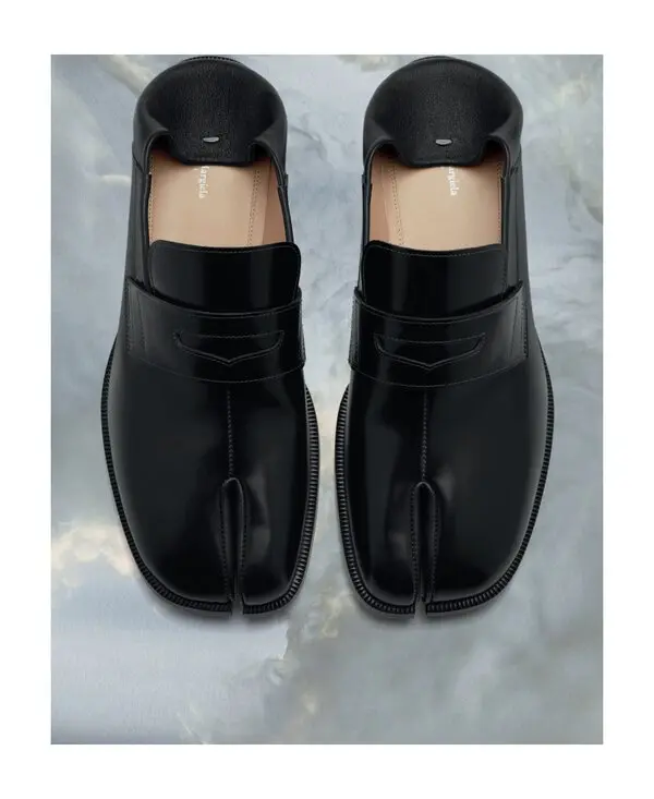 MAISON MARGIELA Tabi Toe Loafers