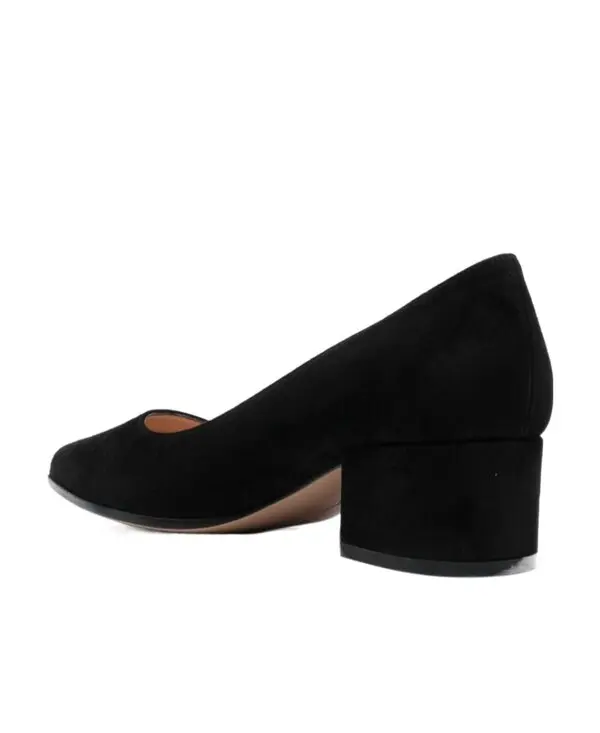GIANVITO ROSSI Piper Pointed Toe Pumps - Black