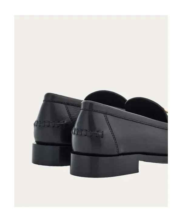 FERRAGAMO Gancini Buckle Loafers