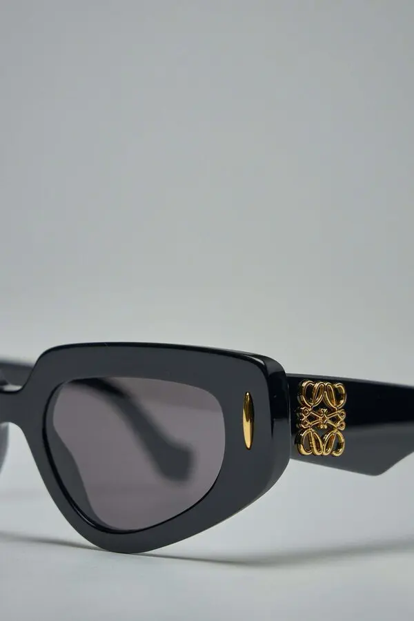Loewe Cat Eye Sunglasses - Black