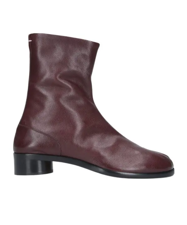 MAISON MARGIELA Tabi Ankle Boots With Hook Closures - Red