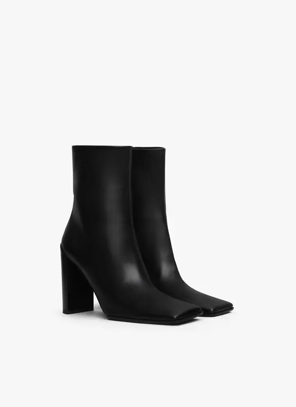Alaïa Square-toe Block Heel Ankle Boots
