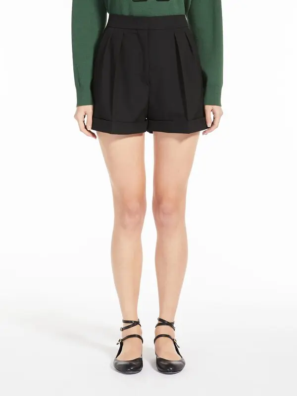 Max Mara Turn-up Pleated Shorts