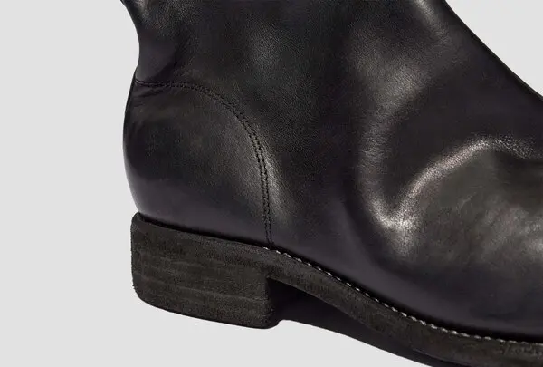 Guidi Round Toe Zip Up Ankle Boots