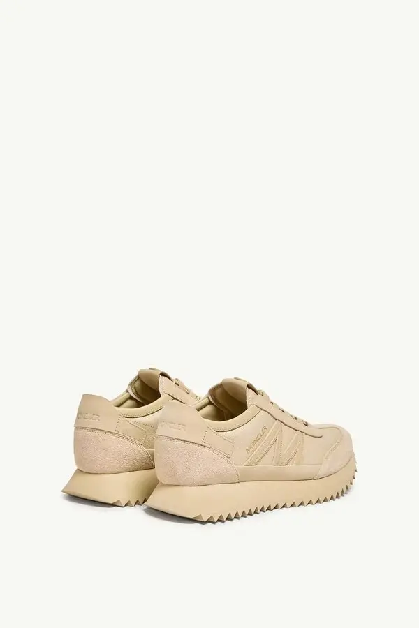 Moncler Pacey Low-top Sneakers - Nude