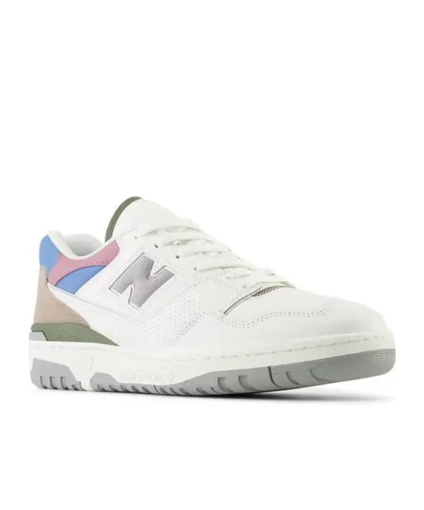 NEW BALANCE 550 Lace-up Round-toe Sneakers - White