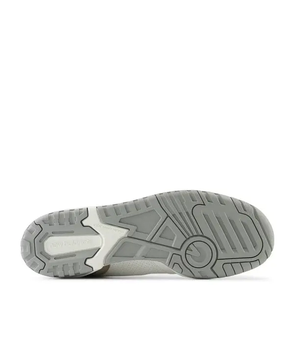 NEW BALANCE 550 Lace-up Round-toe Sneakers - White