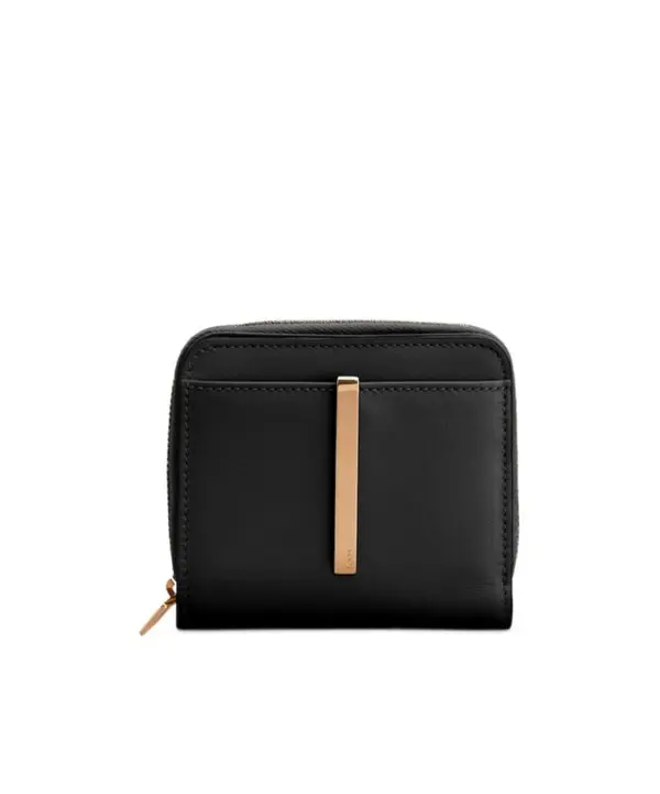 TOD'S Logo Embossed Bifold Wallet - Black