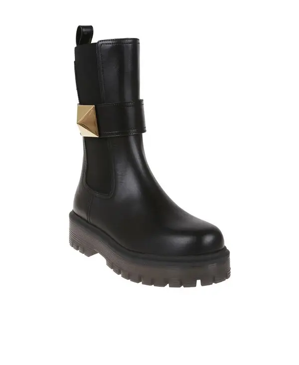 Valentino Garavani One Stud Round Toe Ankle Boots
