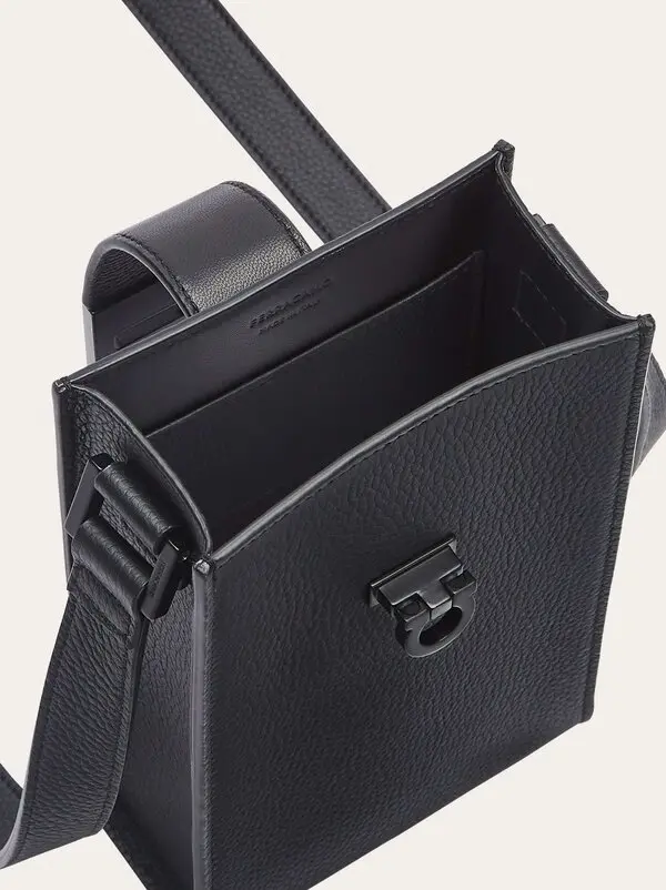 FERRAGAMO Gancini Flip-lock Fastened Crossbody Bag