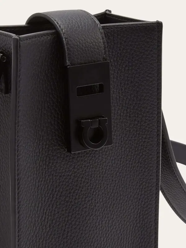 FERRAGAMO Gancini Flip-lock Fastened Crossbody Bag