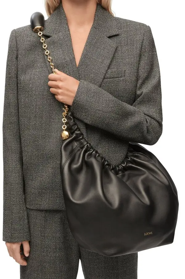 Loewe Squeeze Medium Shoulder Bag - Black