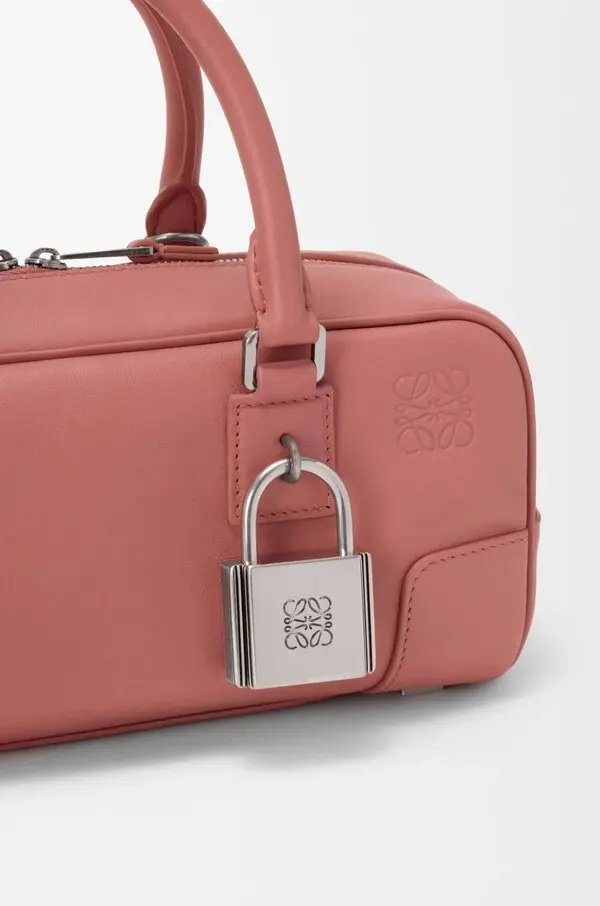 Loewe Amazona 23 Padlock Detail Tote Bag - Blush
