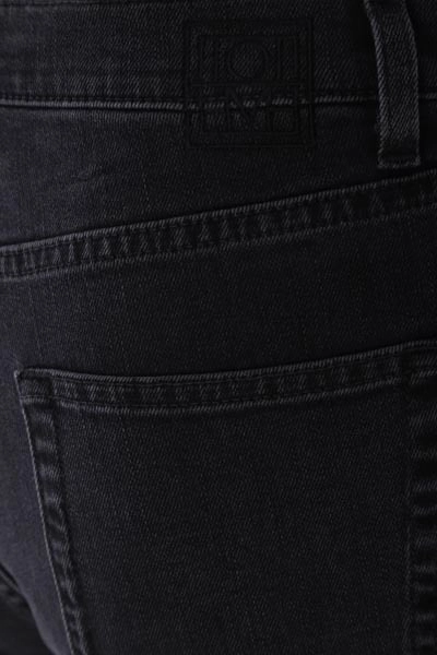 TOTEME Cropped Tapered Jeans