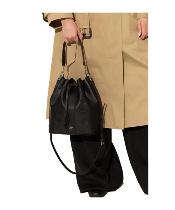 Mcm Dessau Medium Drawstring Bag - Black