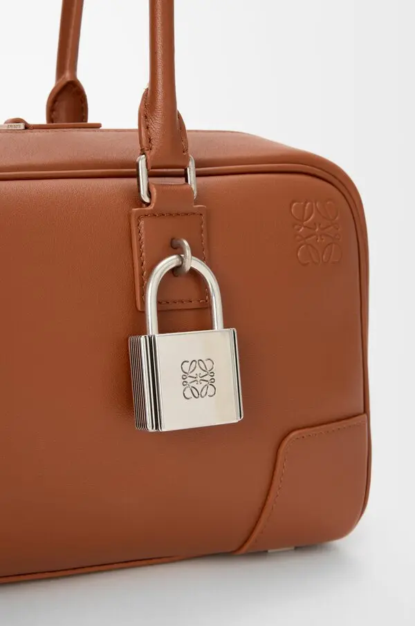 Loewe Amazona 31 Cropped Bag - Brown
