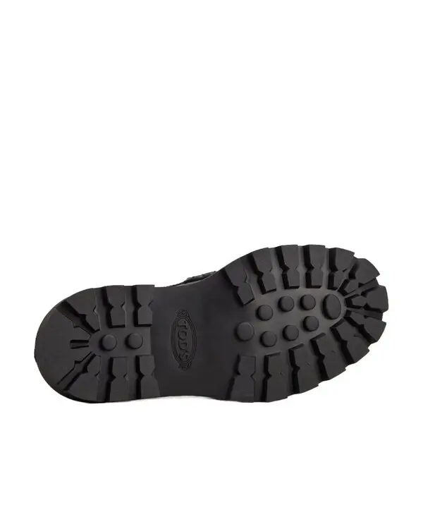 TOD'S Logo Plaque Chunky Loafers - Black